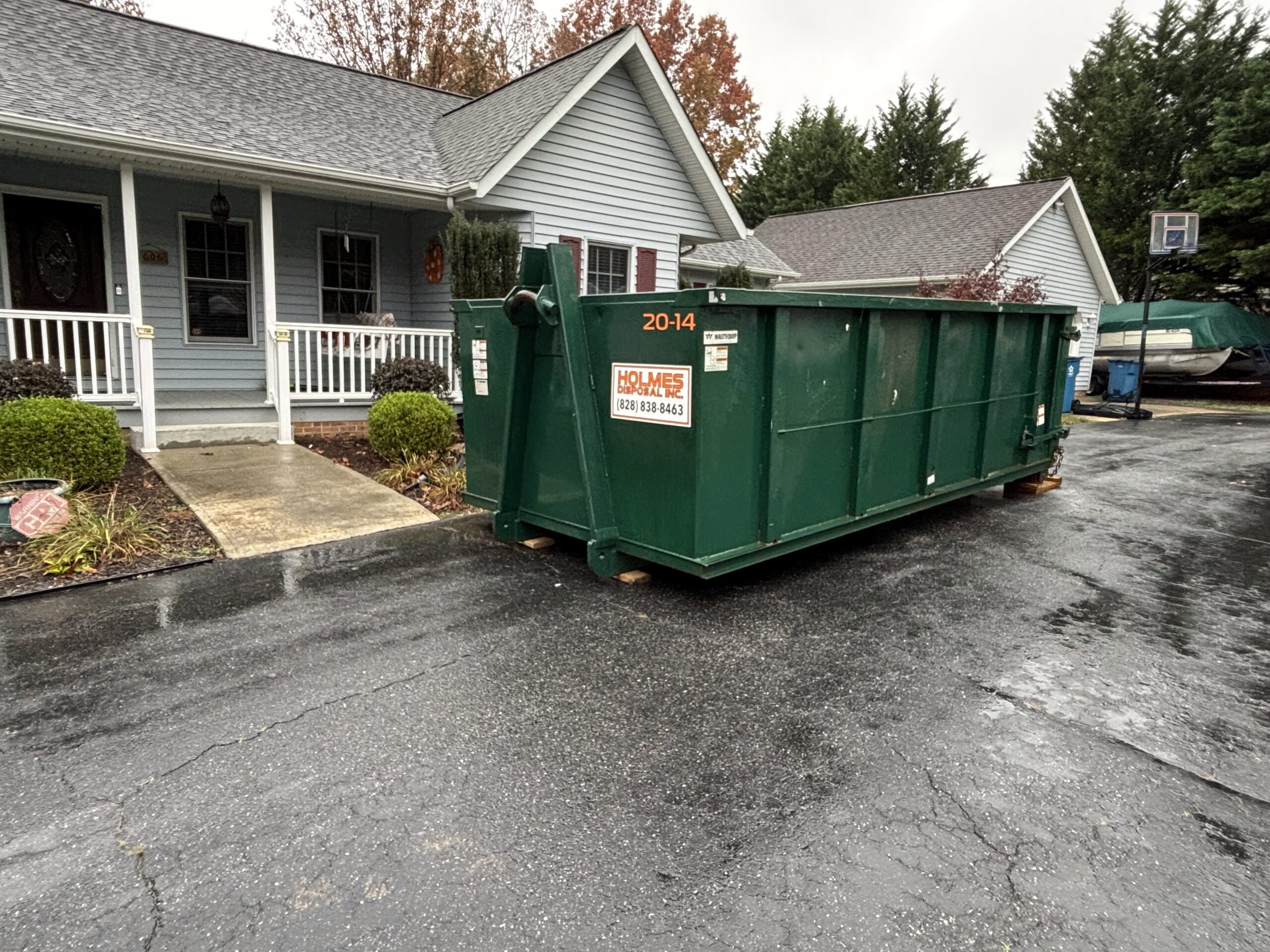 Dumpster Rental Company in Hickory, NC | Dumpster Rental in Hickory, NC ...